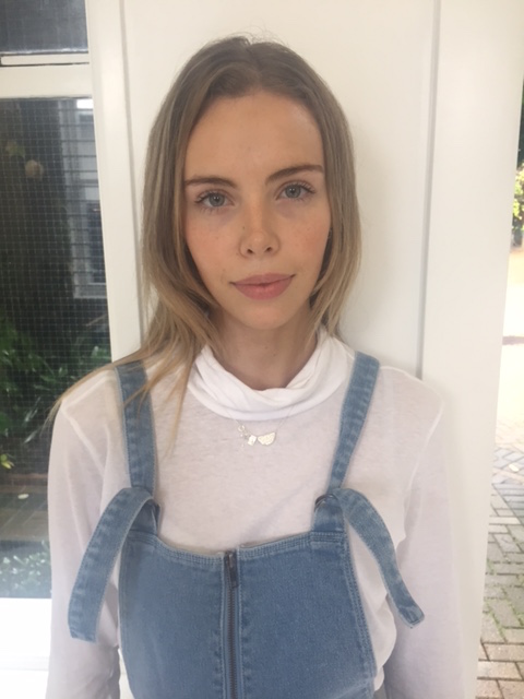 Amber Lyon's Instagram, Twitter & Facebook on IDCrawl