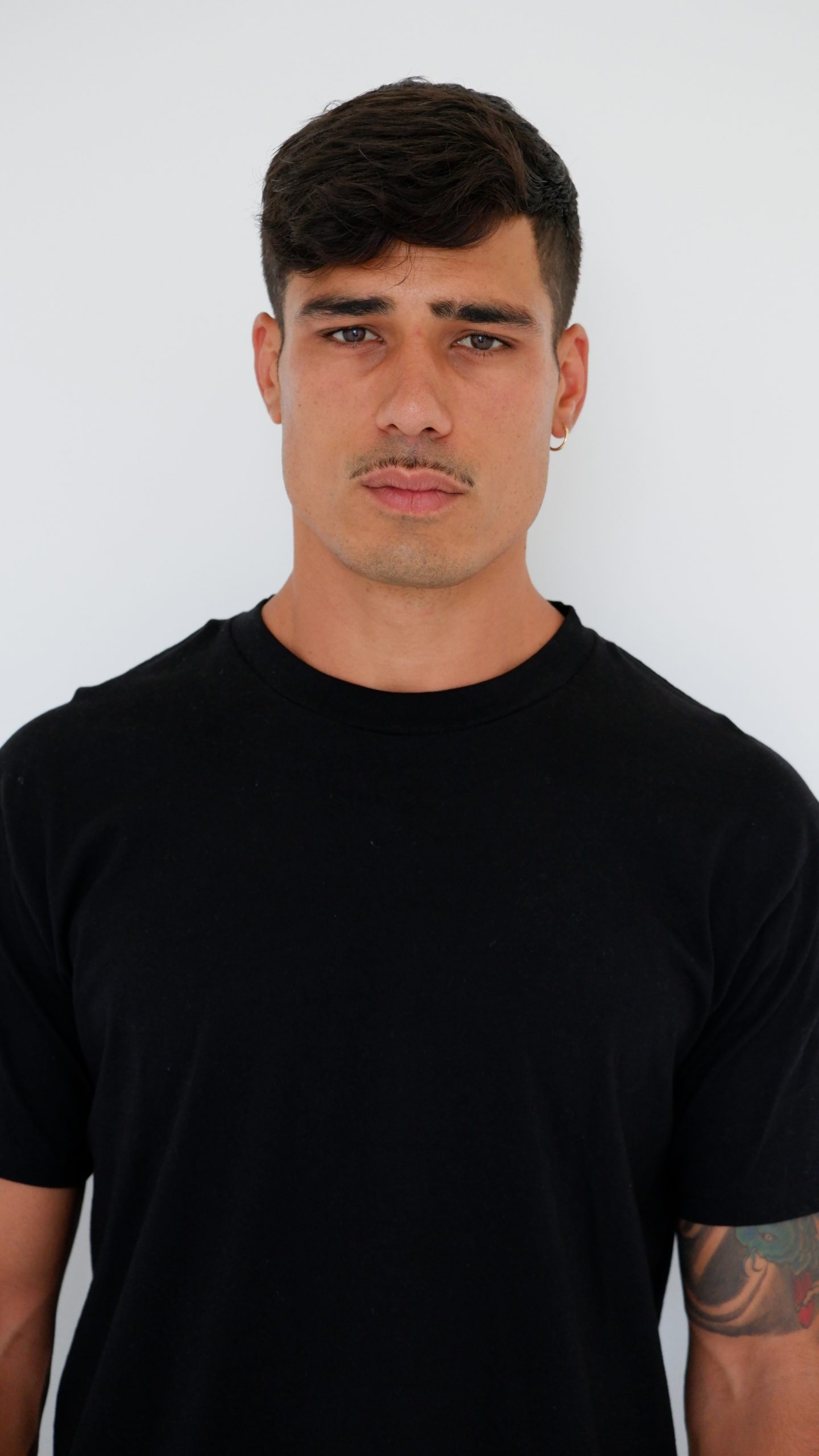 Tim Kiriwi - 62 Management