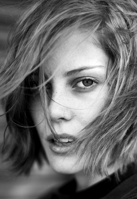 Lydia Collins's Instagram, Twitter & Facebook on IDCrawl