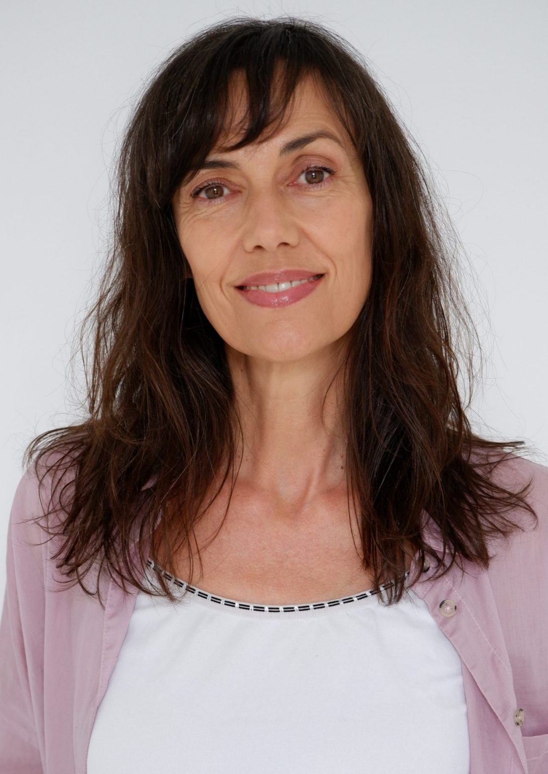 Suzanne Chamberlain 62 03 - 62 Management