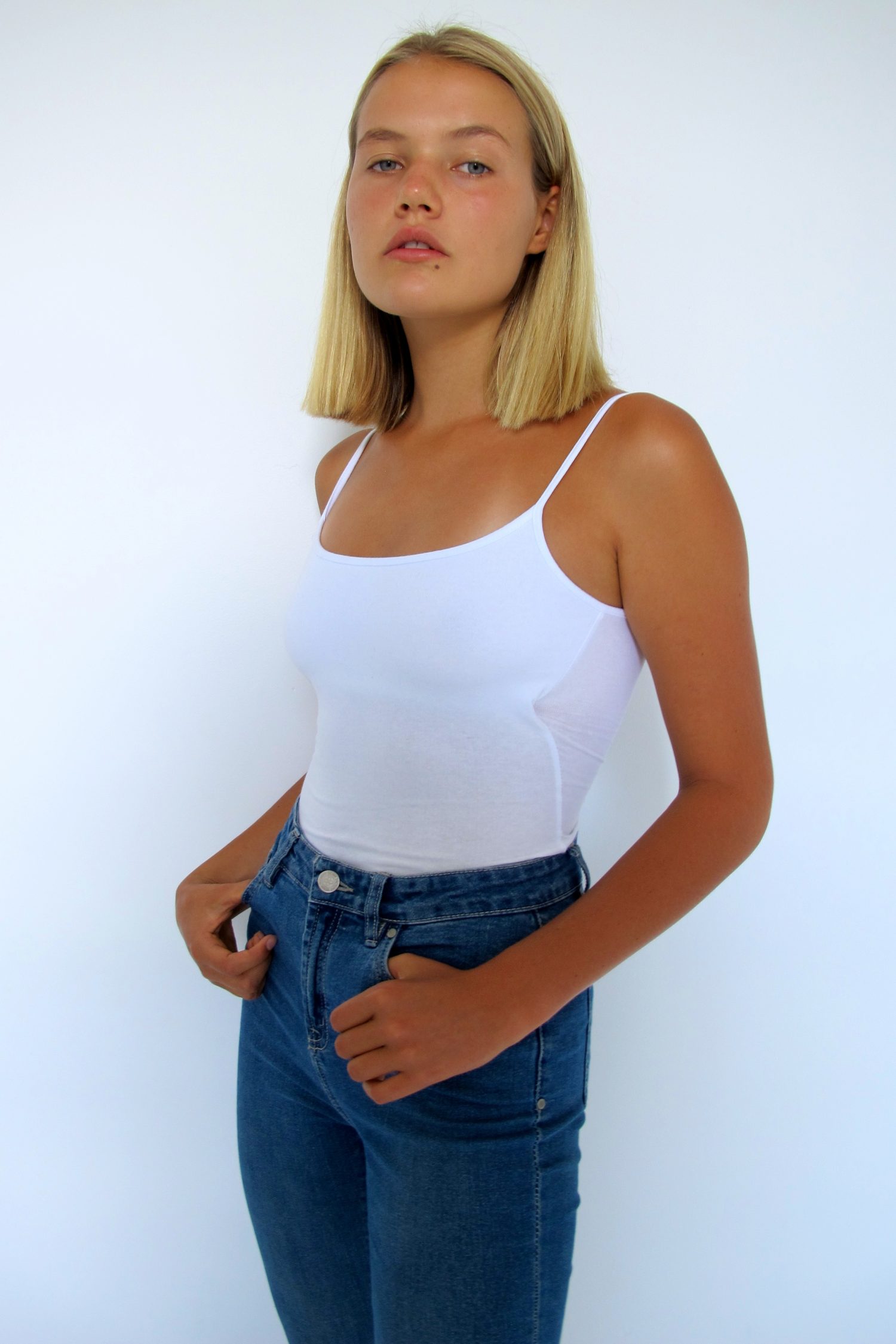 Chloe Meijer 62 Models and Talent POLAROIDS 02 - 62 Management