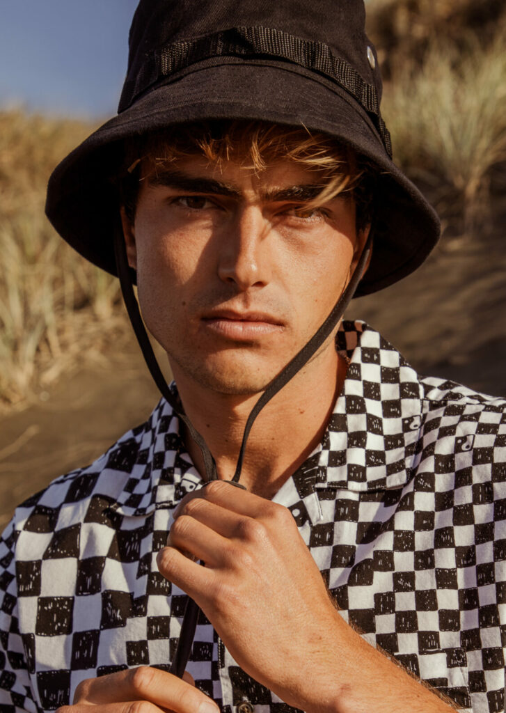 Greg Hunter 62 Hallensteins 01 - 62 Management