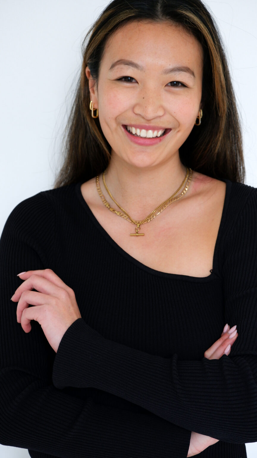 Angela Zhao 62 Oct 2022 04 - 62 Management