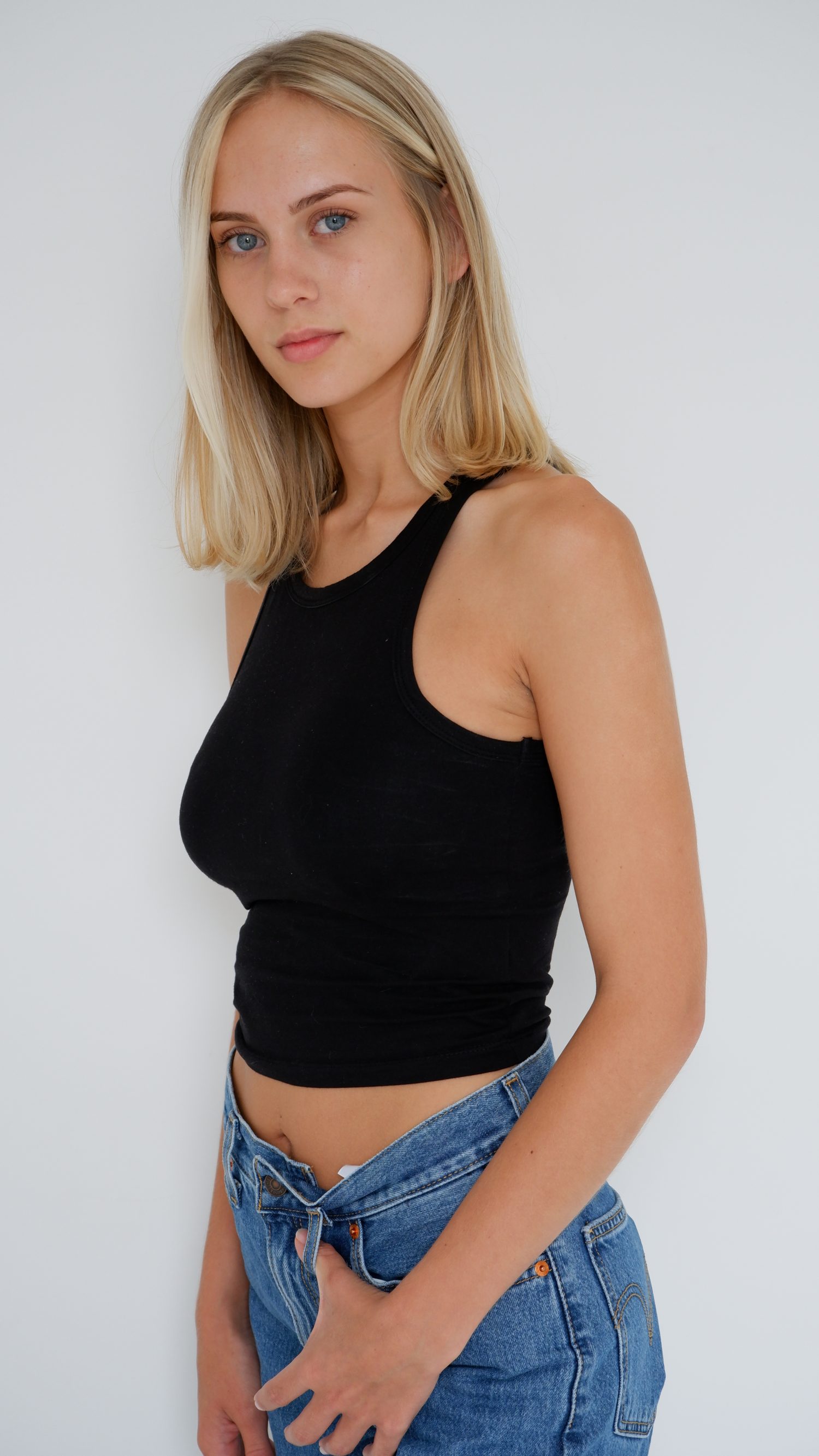 Tyler Davis 62 01 - 62 Management