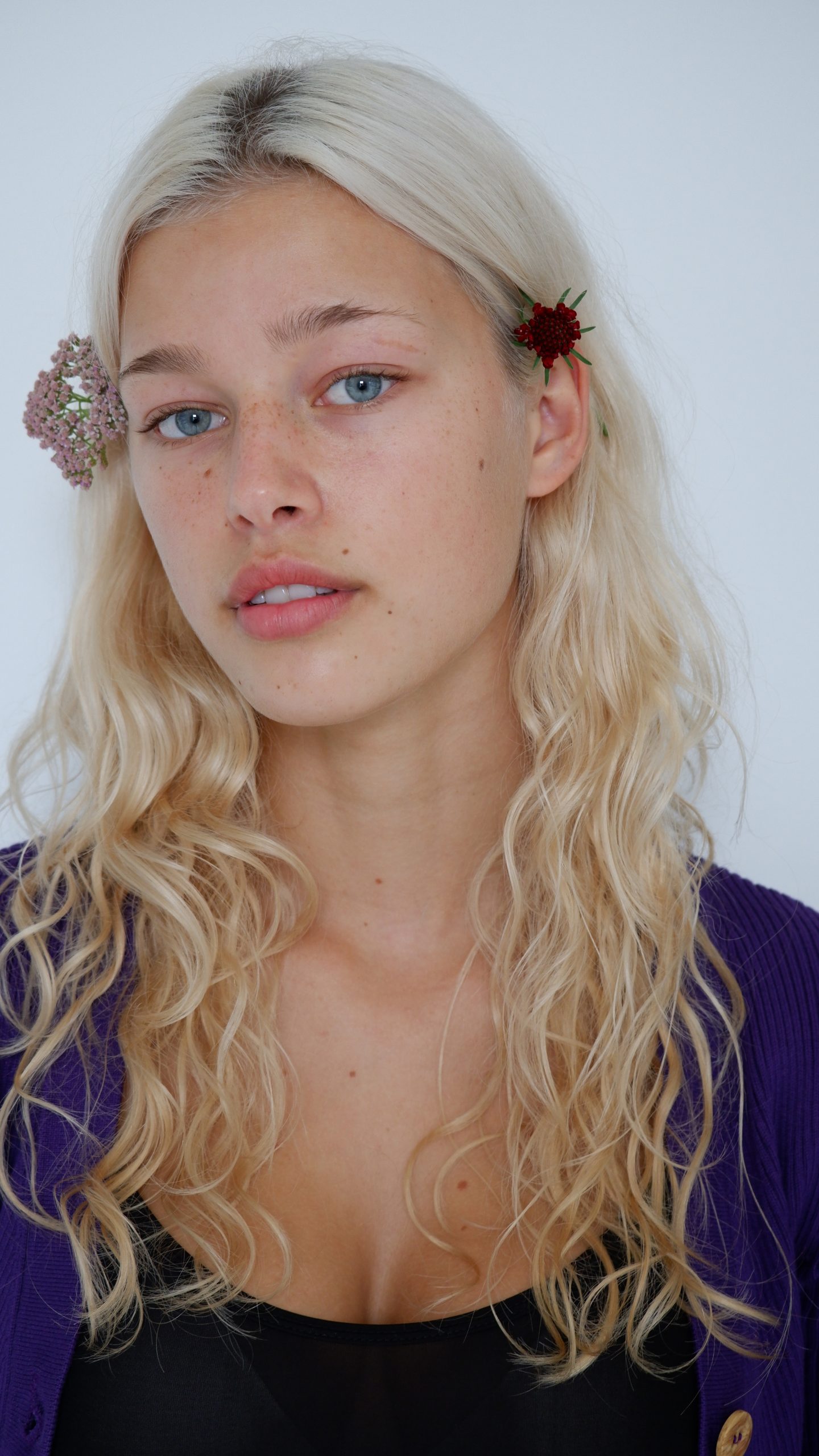 Lily Hoffman 62 Digis April 22 05 - 62 Management