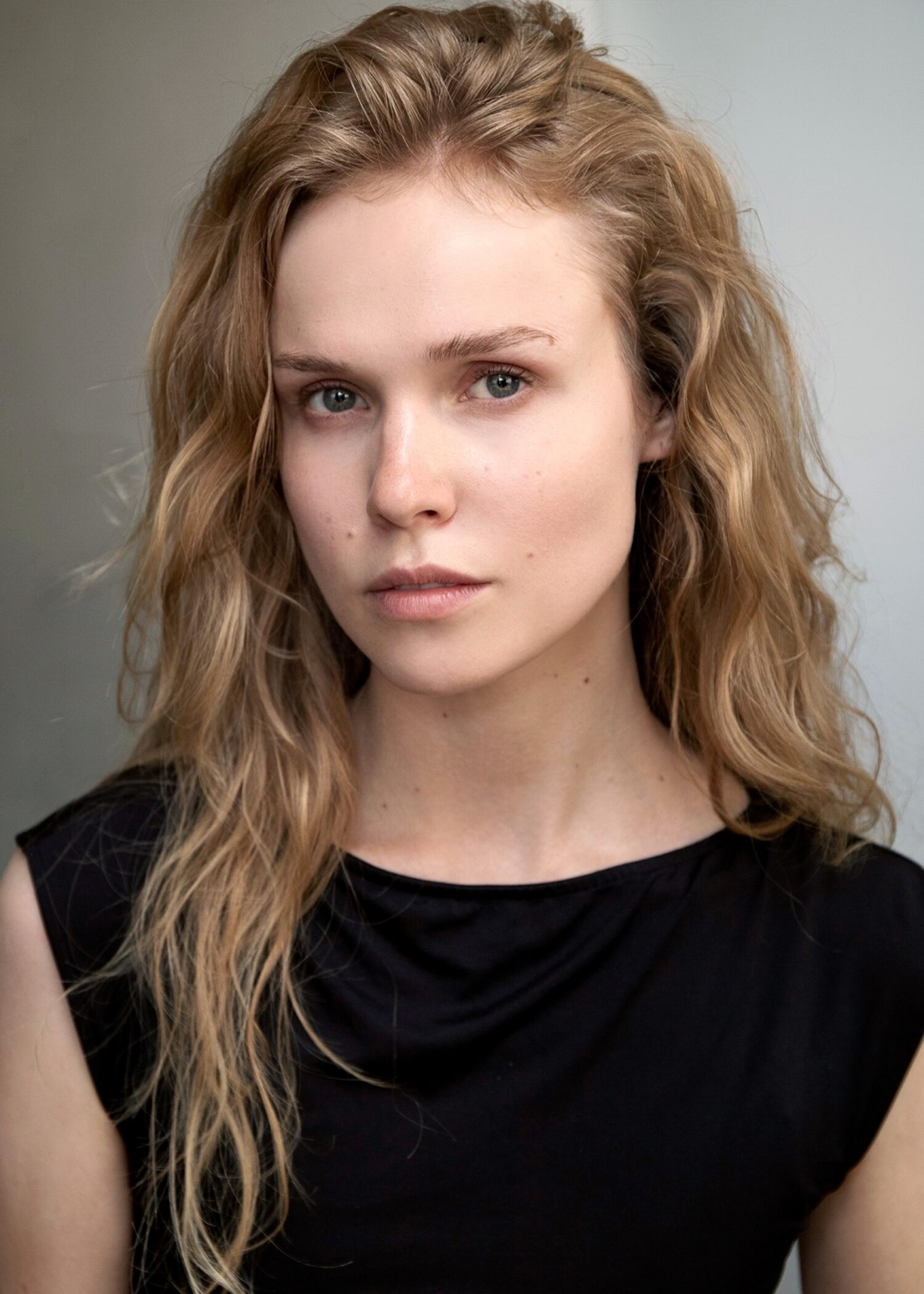 Lena 62 Mgmt 06 - 62 Management