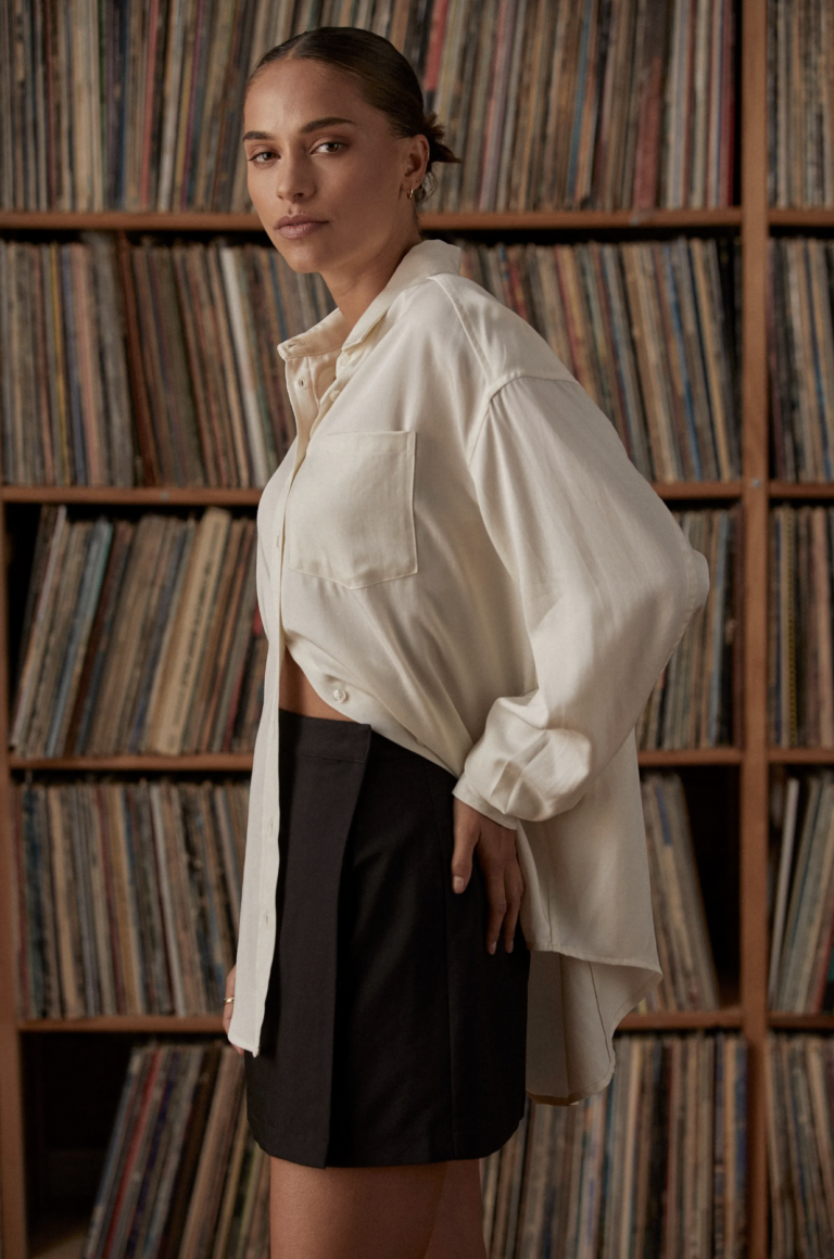 Estelle Davidson I Love Ugly 62 02 - 62 Management