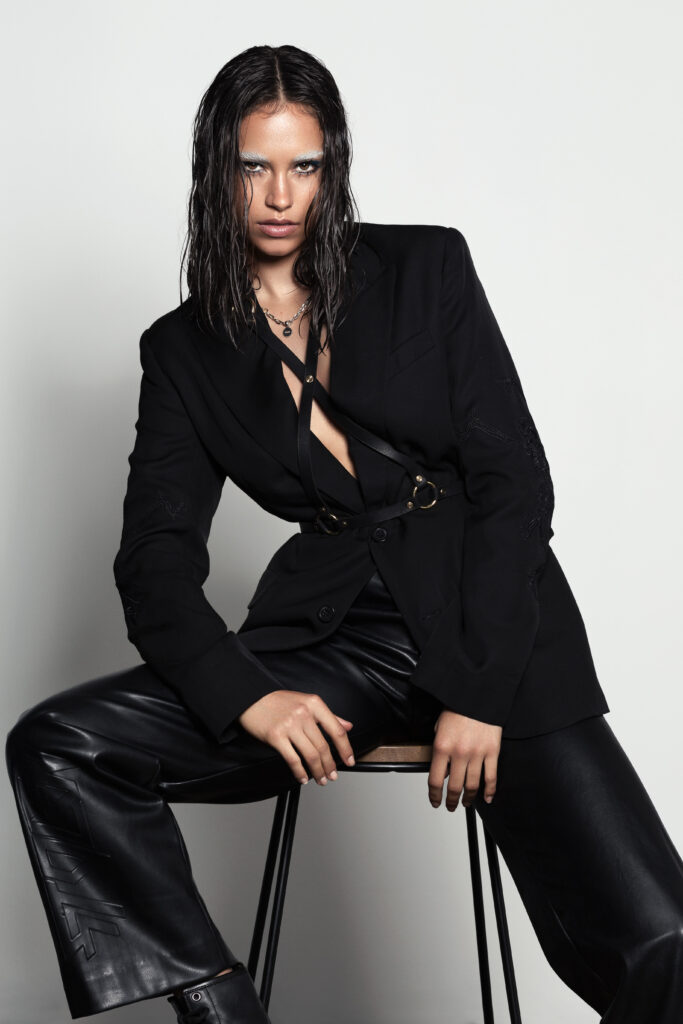 Estelle Davidson - 62 Management