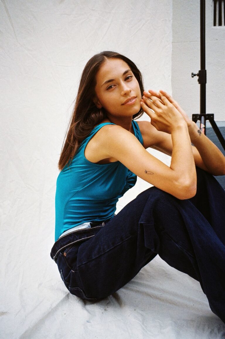 Estelle Davidson - 62 Management