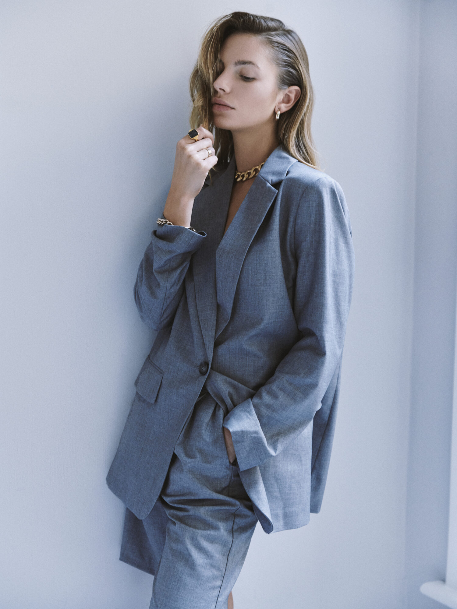 Birdy Mackenzie - 62 Management