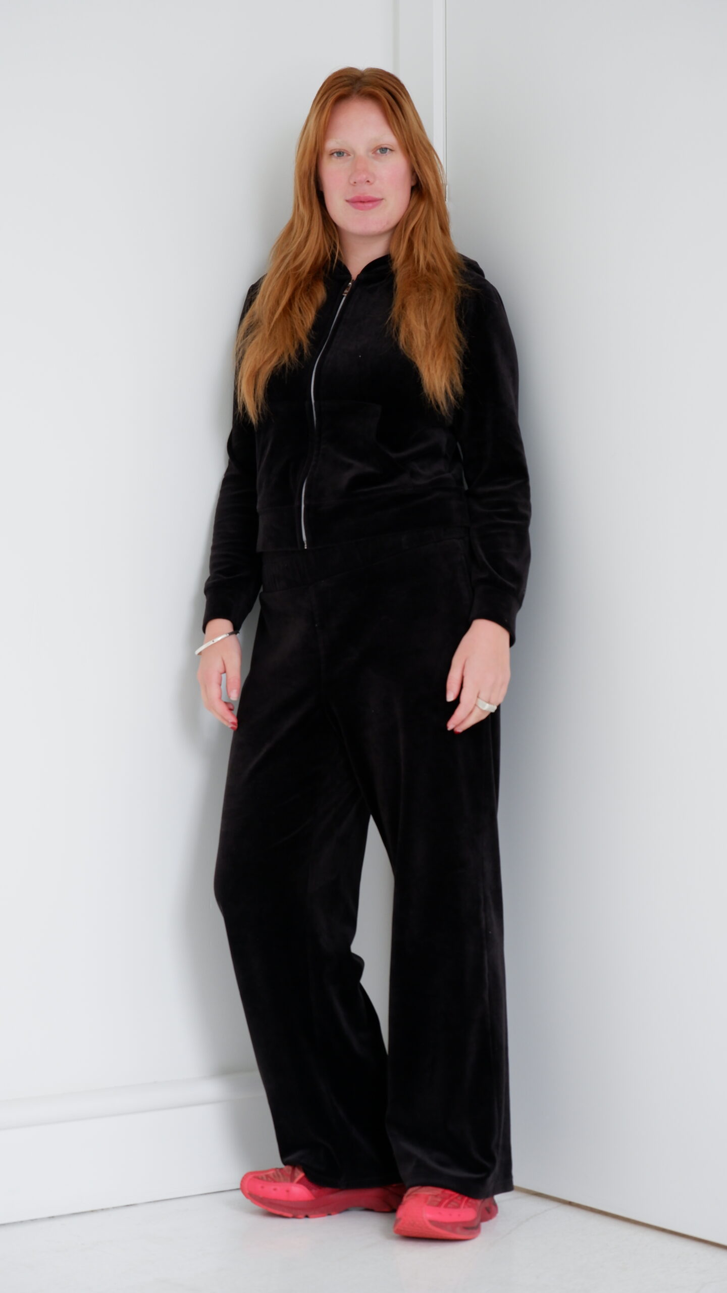 Connie Hutton 62 management 04 - 62 Management