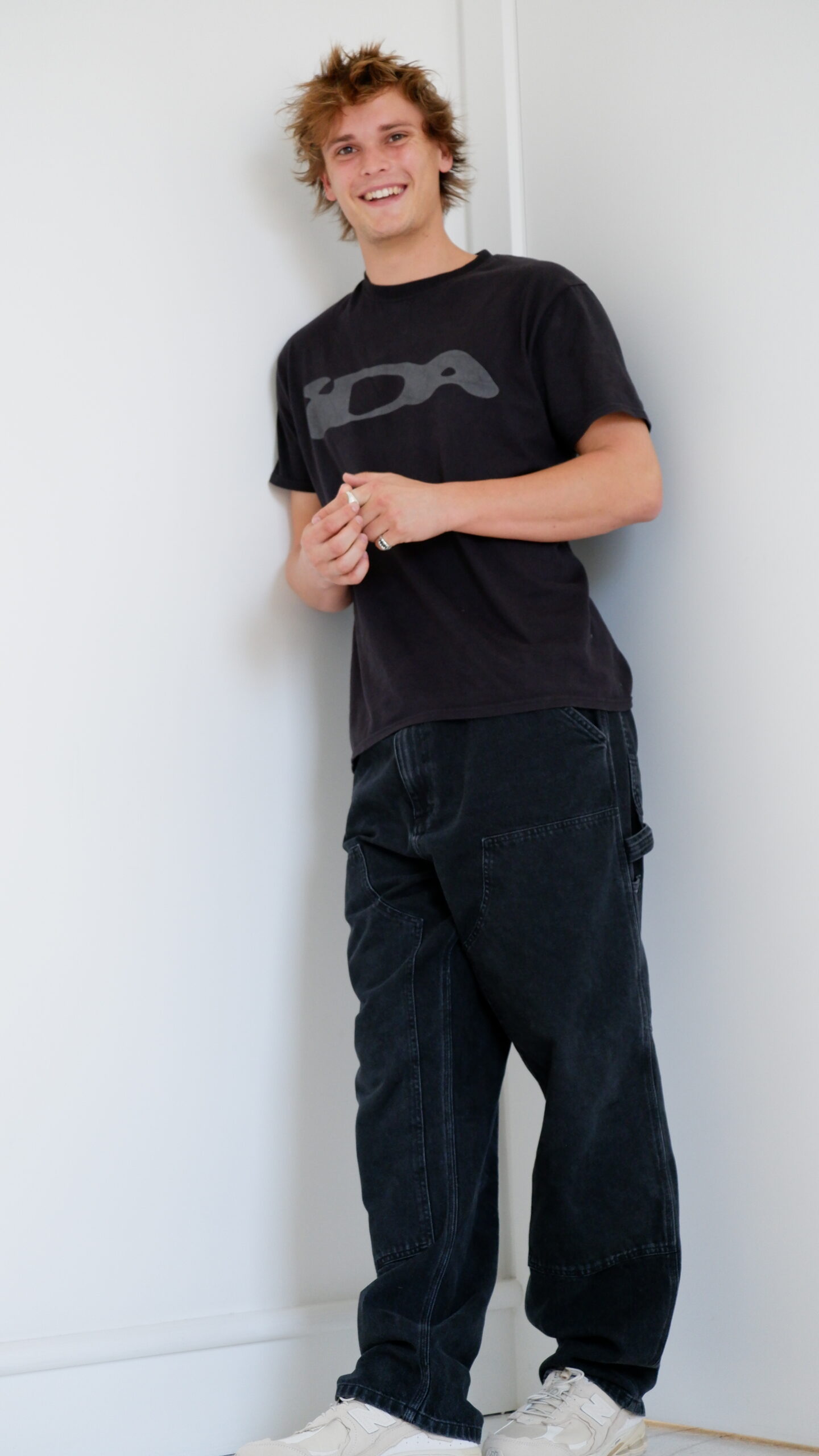 George Ferrier November 2023 62 management Model Digis 012 - 62 Management